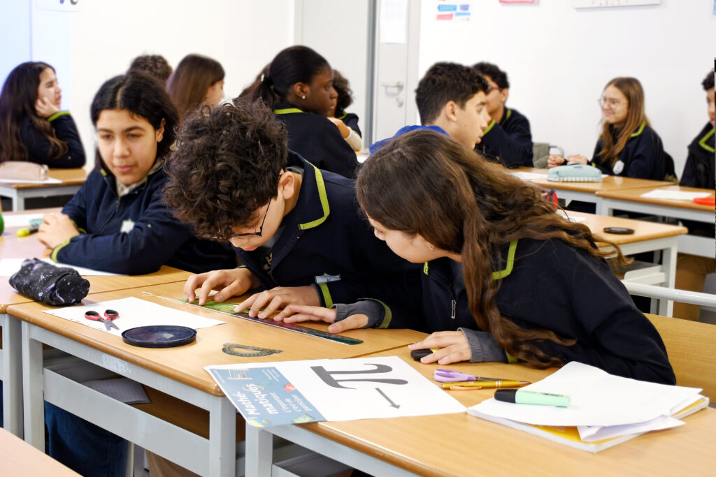 Accueil - Jean Racine Secondaire